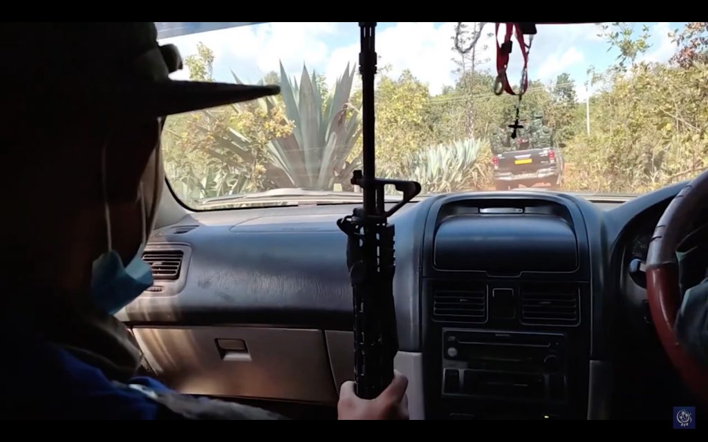 Military defector joins resistance and admits to war crimes - DVB