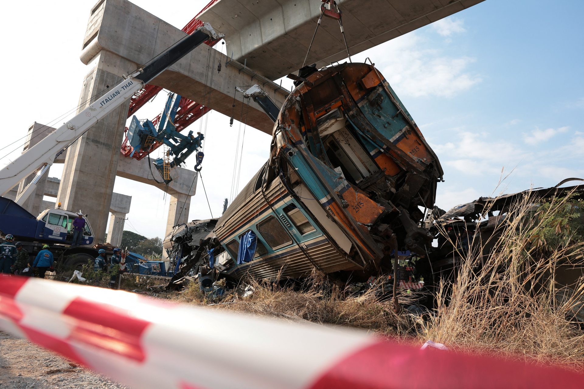 At least 32 killed after crane falls on train in Thailand - DVB